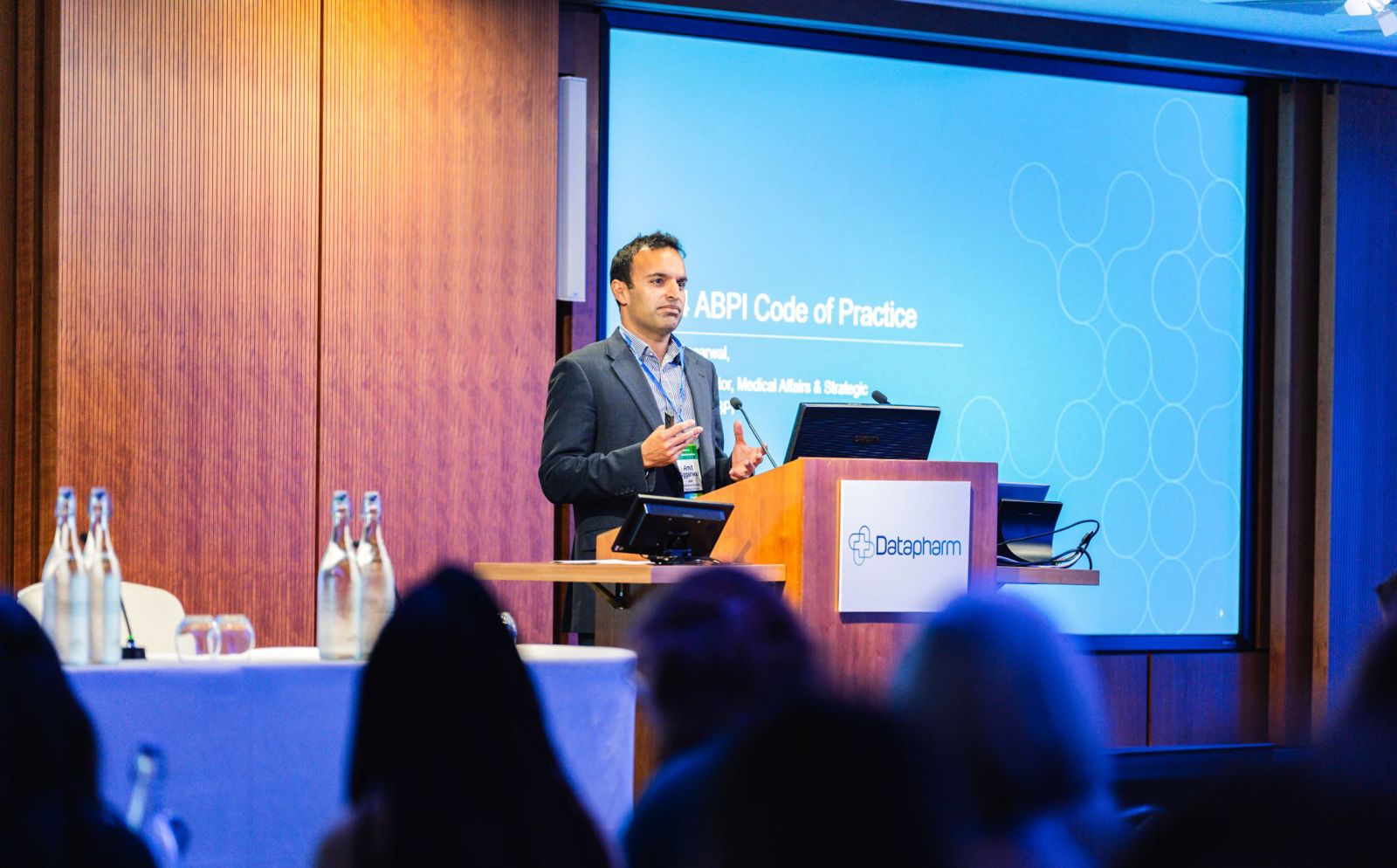 Datapharm Customer Meeting 2024 - Embracing the grey